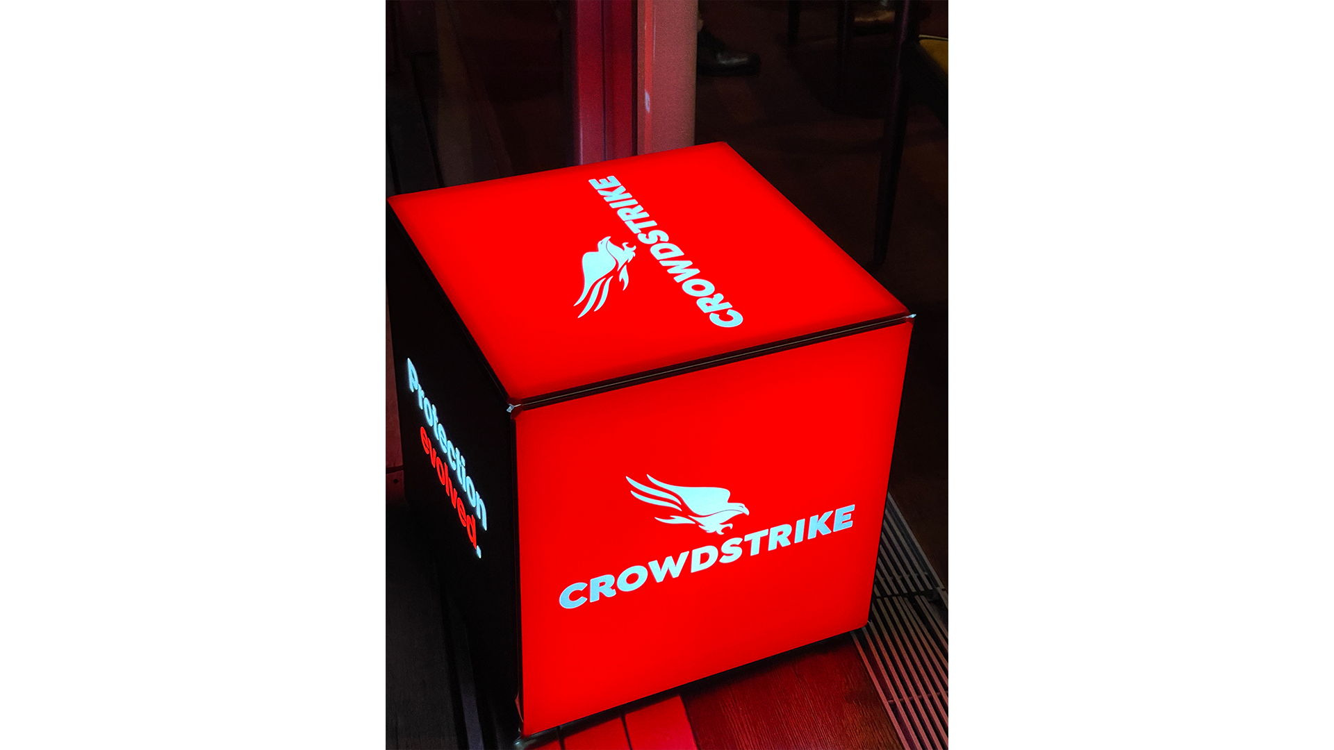 Crowdstrike & Pylones B2B Event | Project | AMG MEDIA